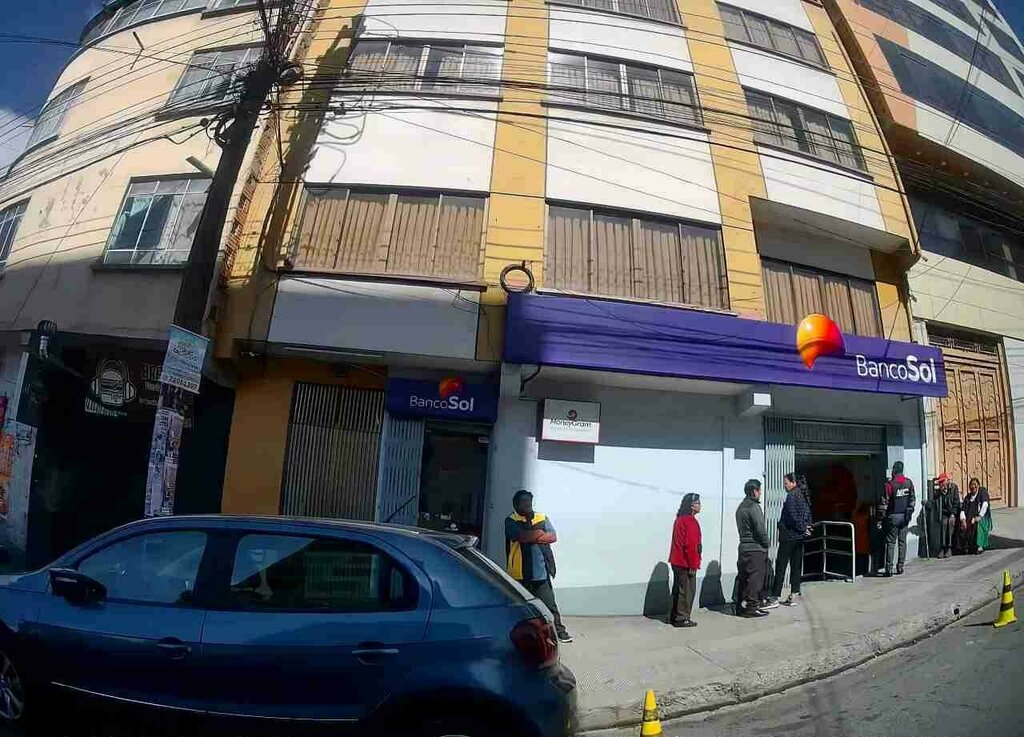 ATM'ler Banco Sol, La Paz, foto