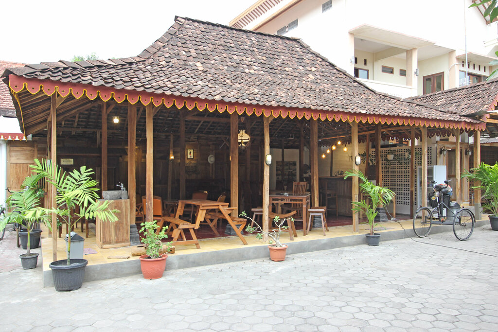 Otel RedDoorz near Pojok Beteng Prawirotaman, Yogyakarta, foto