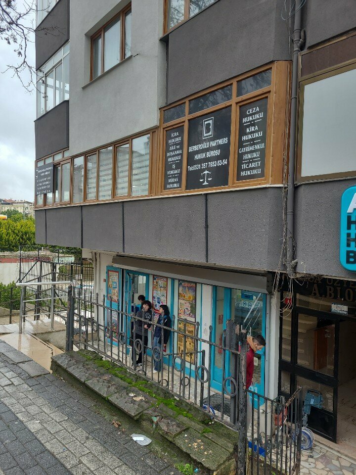 Avukatlar AV. Çağrı Berberoğlu, İstanbul, foto