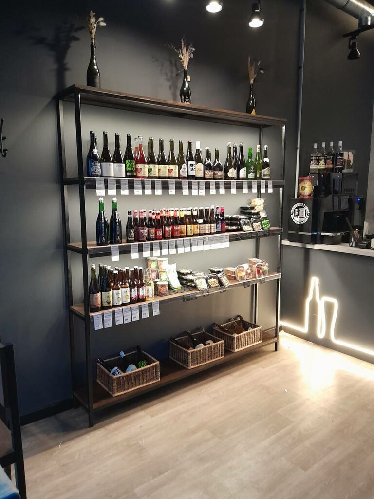 Bira dükkanı Pivroom, Tula, foto