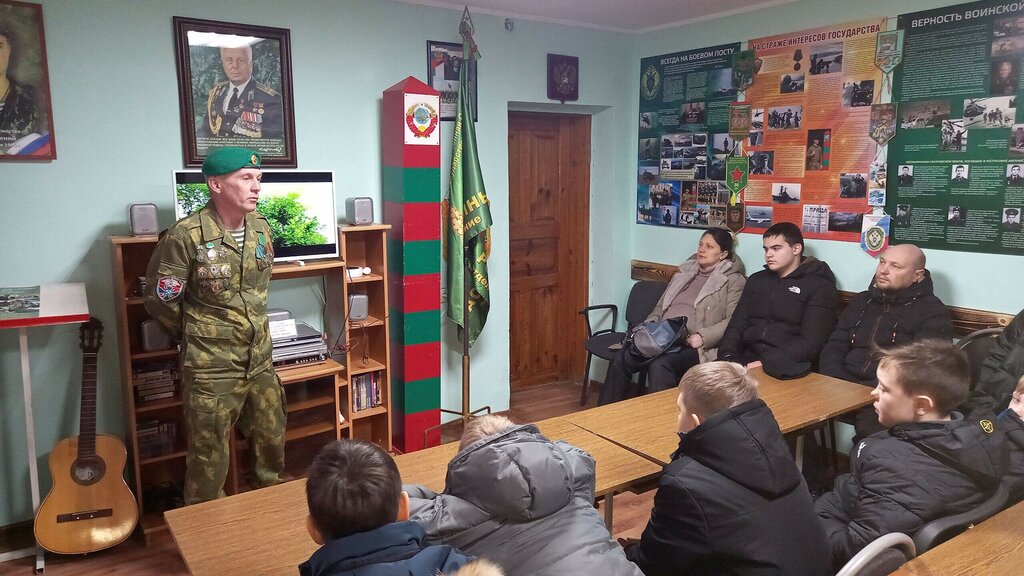 Sivil toplum kuruluşları Часовые Родины, Engels, foto