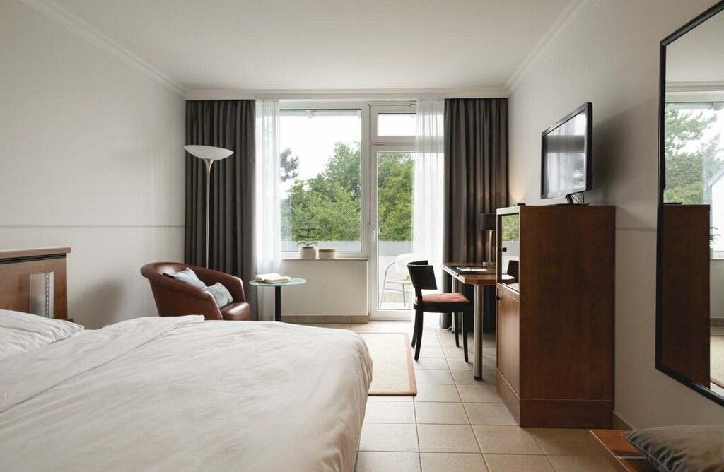 Otel Hotel VierJahreszeiten Iserlohn, Kuzey Ren‑Vestfalya, foto