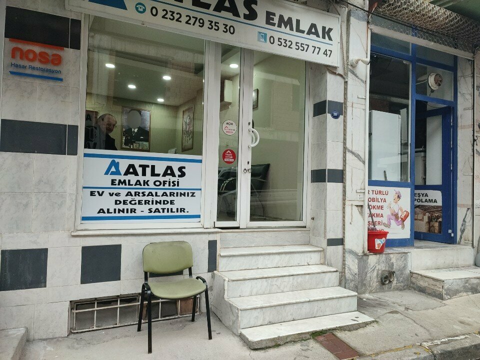 Emlak ofisi Atlas Emlak Ofisi, İzmir, foto