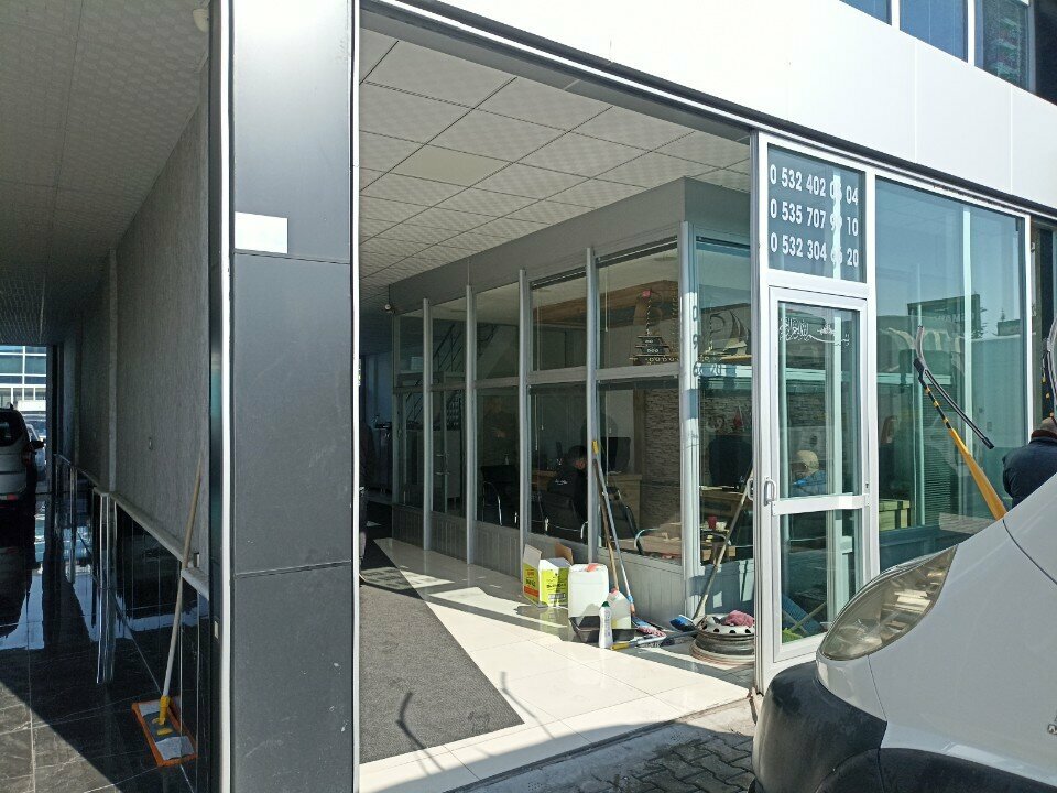 Otomobil satış galerileri Özdilek Otomotiv, Konya, foto