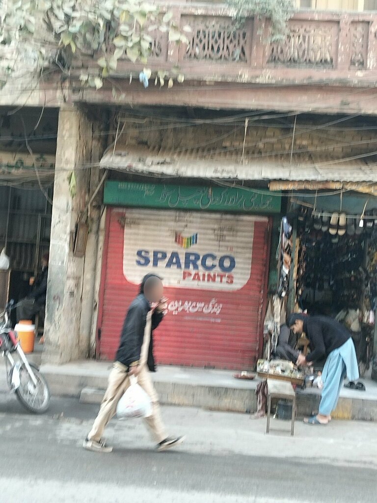 Giyim mağazası Chhachi brothers Kohati Chappal, Rawalpindi, foto