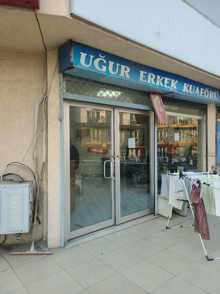 Berberler Uğur Erkek Kuaförü, İstanbul, foto