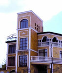 Gallery Loran (улица Маяковского No:8), güzellik salonu  Simferopol'dan (Akmescit'ten)