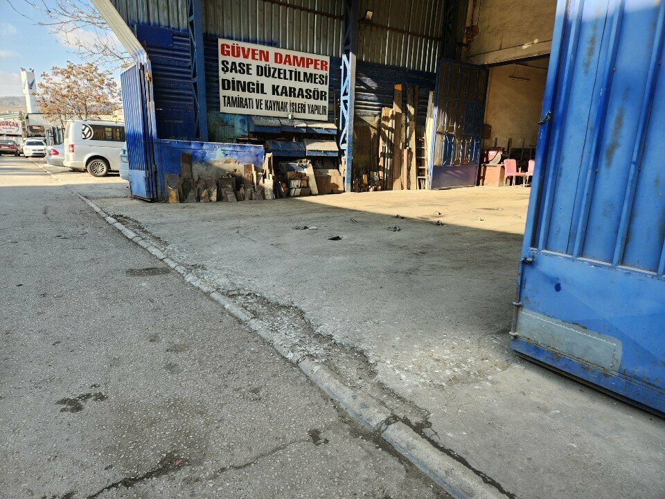 Sanayi kuruluşu Güven Damper, Ankara, foto