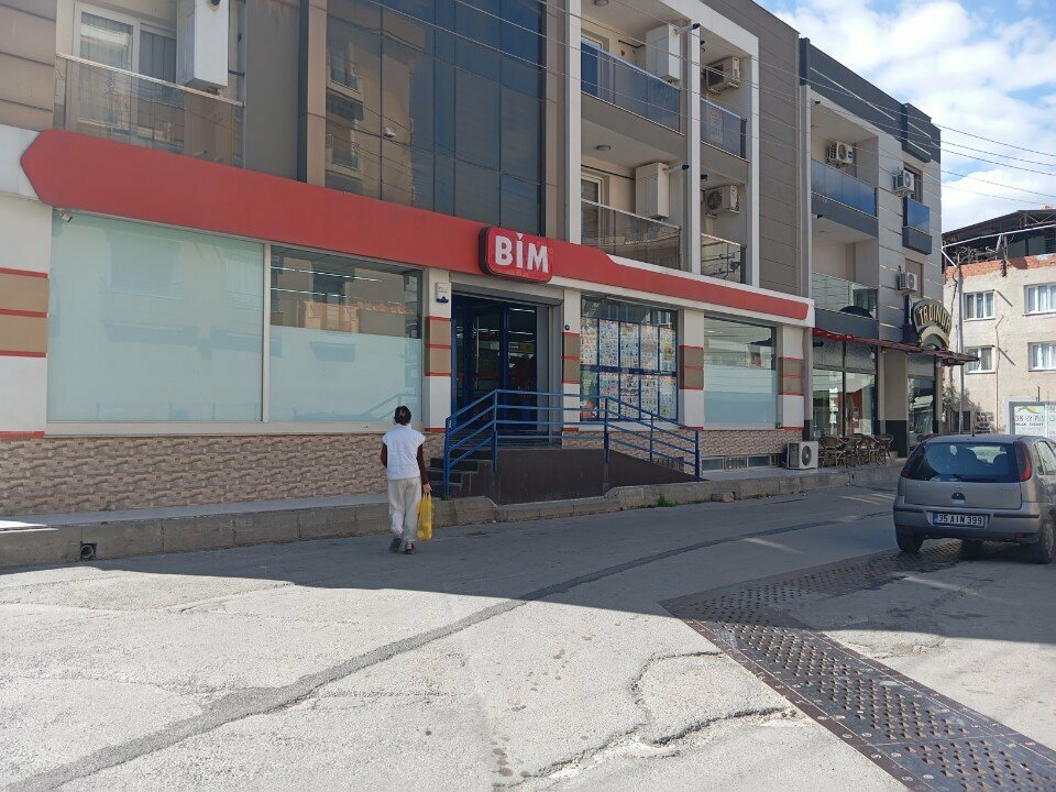 Süpermarket Bim, İzmir, foto