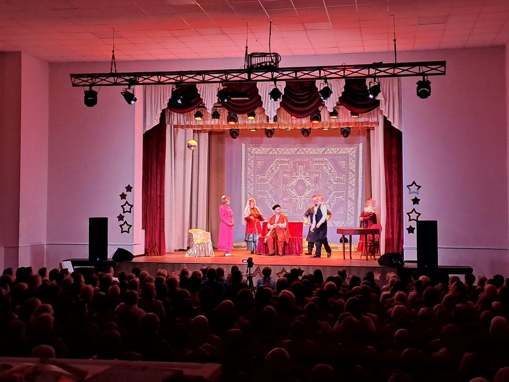 Kültür ocakları Тарногский центр культурного развития, Vologodskaya oblastı, foto