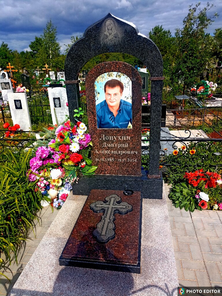 Heykel ve mezarlık taşı üreticileri Изготовление памятников, Orenburg, foto