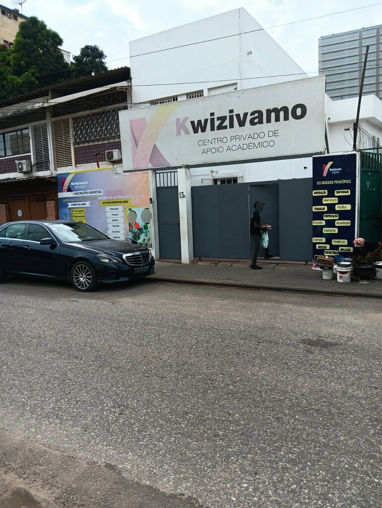 Özel okul Kwizivamo, Loanda, foto