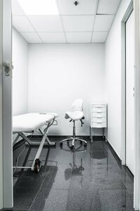 Чистое Решение (ulitsa Lenina No:7), tıp merkezleri ve klinikler  Yasnogorsk'tan