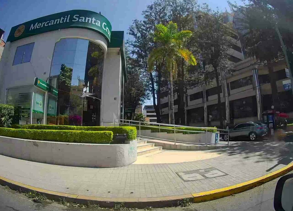 ATM'ler Mercantil Santa Cruz, Cochabamba, foto