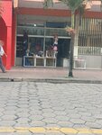 Venta de zapatos americanos (Santa Cruz de la Sierra, Distrito Municipal 11, Subdistrito CI, Calle España, 385), i̇kinci el eşya satışı  Santa‑Krus'tan