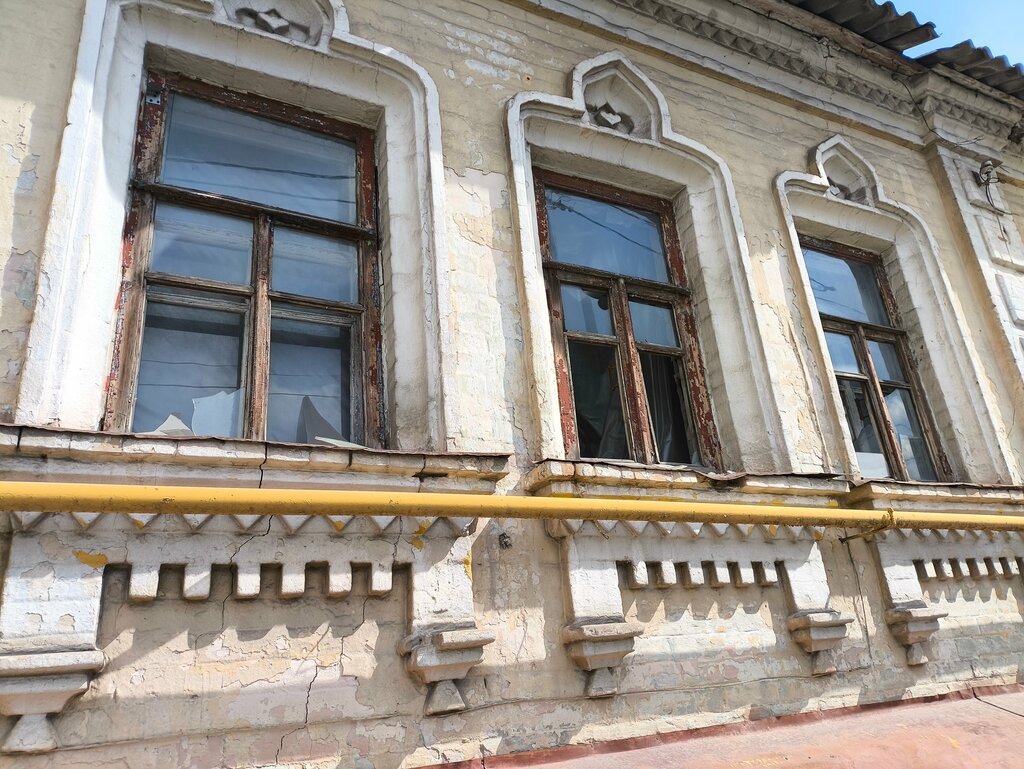 Turistik yerler Дом охотников, Stariy Oskol, foto