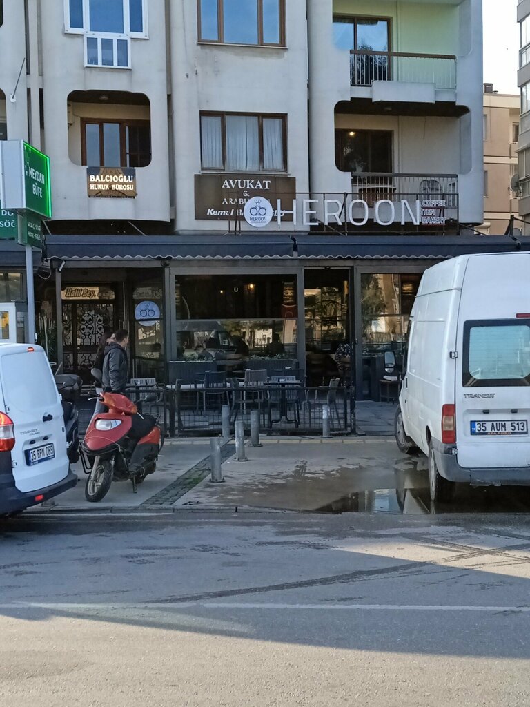 Kahve dükkanları Boyozcum Üçkuyular, İzmir, foto