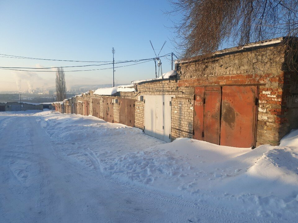 Garajlar Строитель 80, Saratov, foto