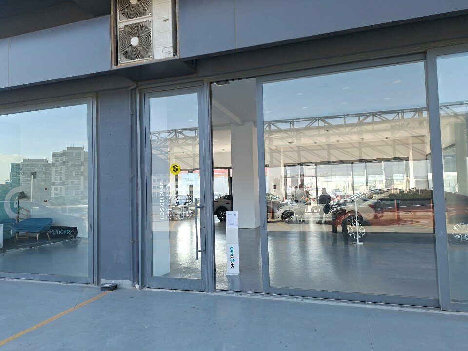 Otomobil satış galerileri Spoticar Gülan, İstanbul, foto