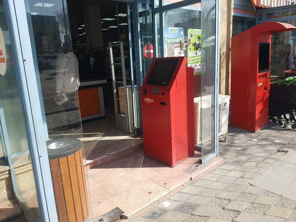 Ödeme terminali MilliÖn, Bakü, foto