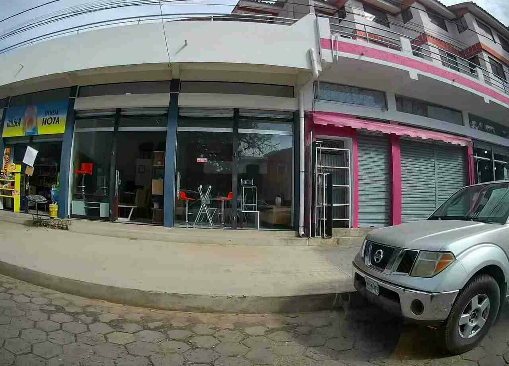 Ev temizlik ürünleri Home Goods Store, Santa‑Krus, foto