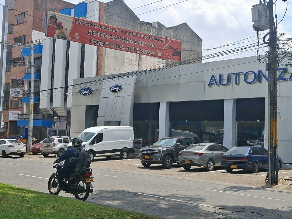 Trafik müdürlükleri Virtual Ford Asesora, Cali, foto