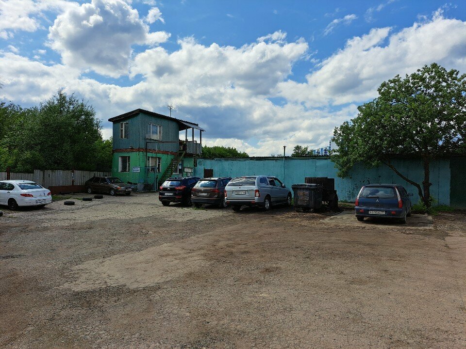 Garajlar Avtostoyanochny kooperativ Solntsevo, Moskova, foto