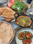 Nolu's Downtown (25, The Promenade Street, MI1, Al Maryah Island, Abu Dhabi), restoran  Abu Dabi'den