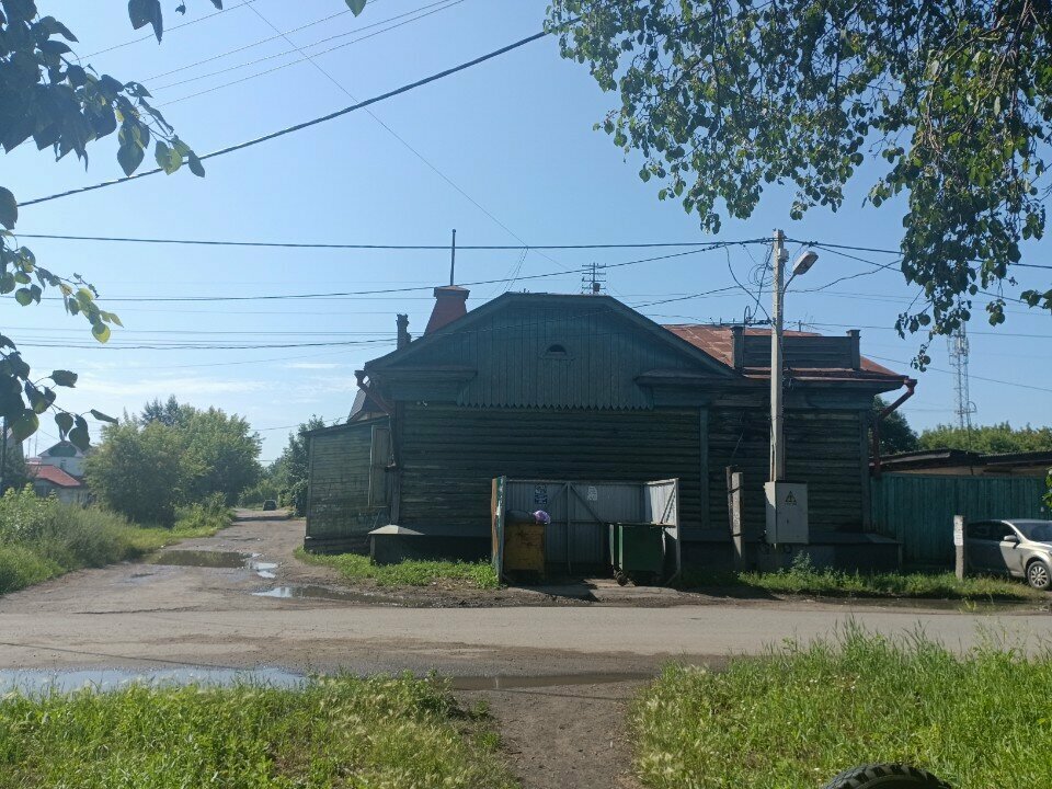 Petrol sondaj ekipmanları Pf Chelninsky Armaturny zavod, Omsk, foto