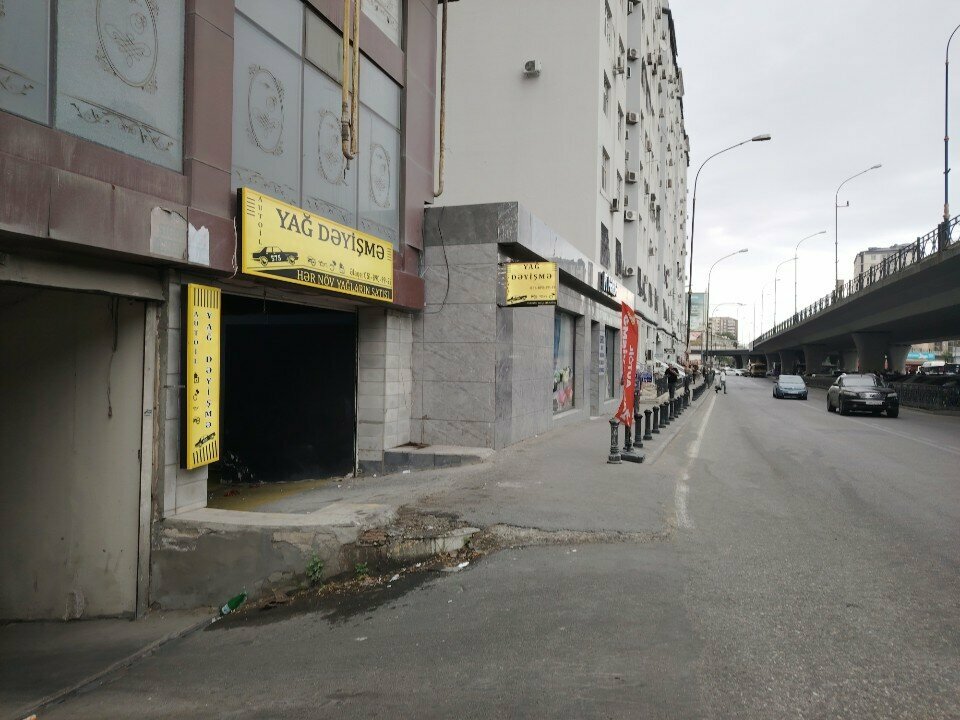 Express yağ değişim noktası Yağdəyişmə, Bakü, foto