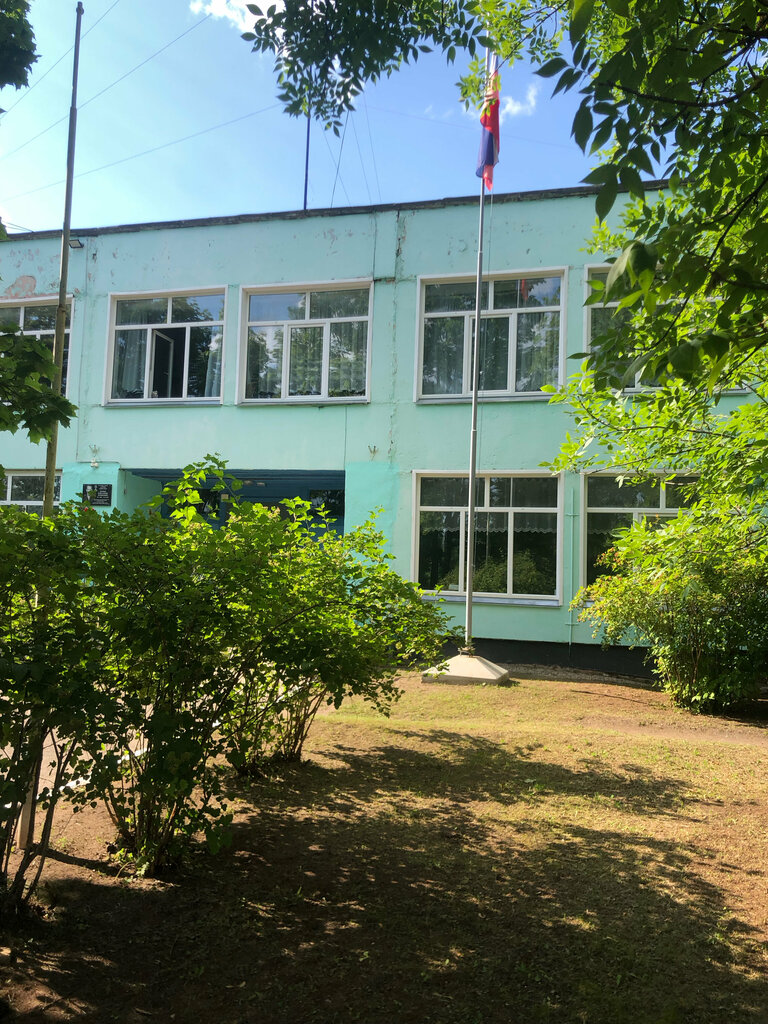 Ortaokul Osnovnaya obshcheobrazovatelnaya shkola d. Podgortsy Mkou, Kirovskaya oblastı, foto