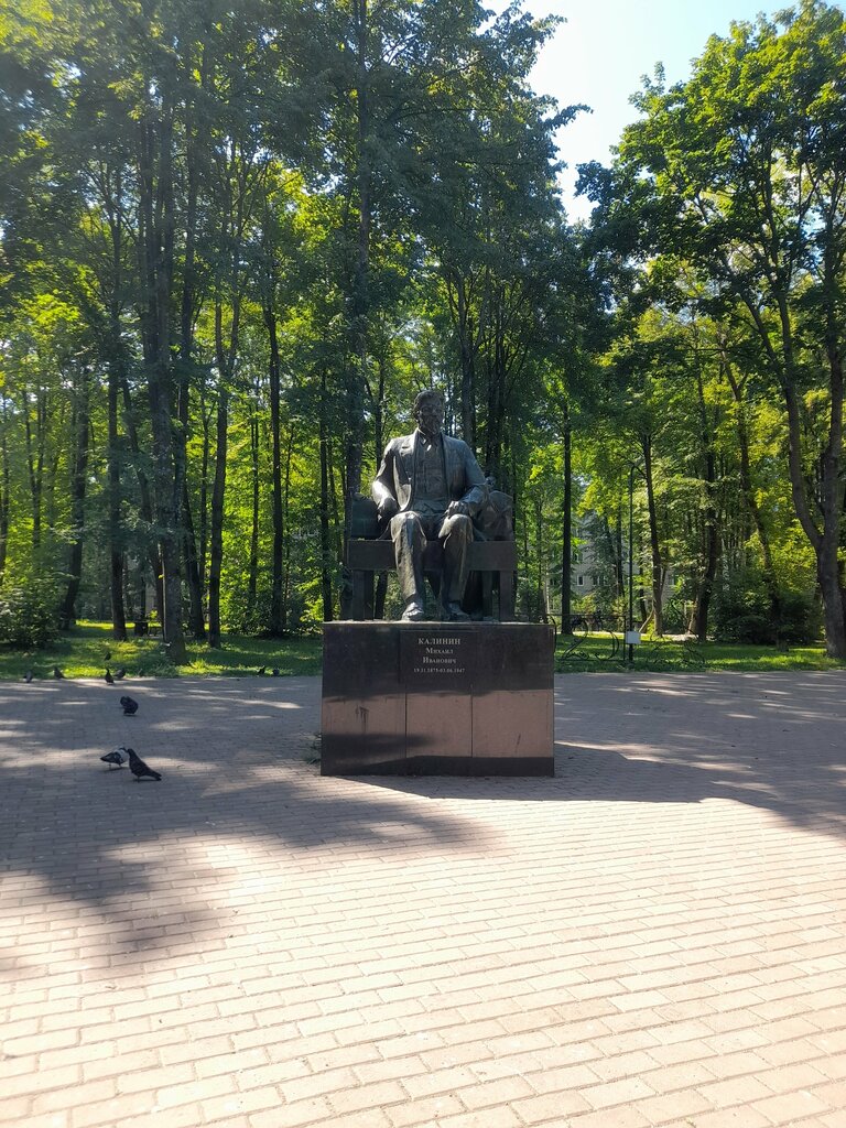 Anıt, heykel М.И. Калинин, Kondopoga, foto
