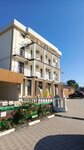 Гостевой Дом у моря (Desantnaya ulitsa No:1), otel  Gelencik'ten
