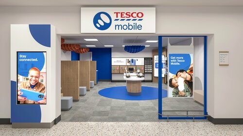 Tesco Petrol Station, mobile phone store, England, Northamptonshire ...