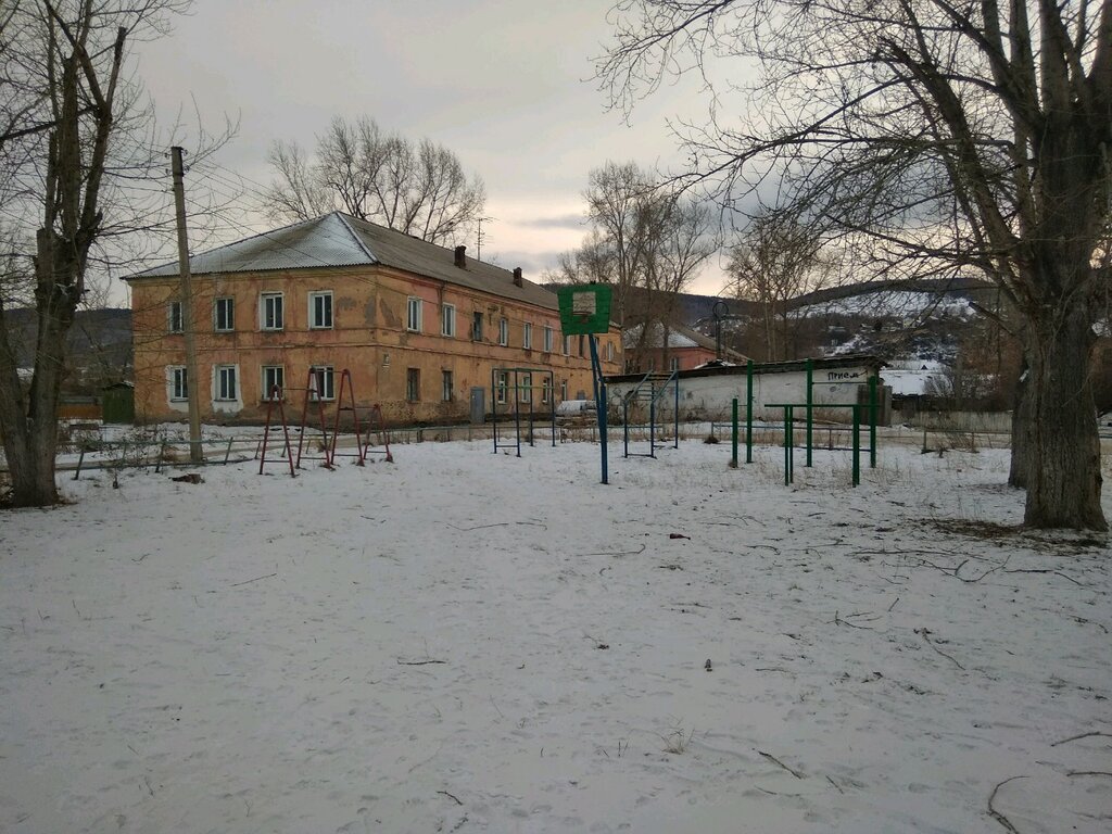 Spor alanı Спортивная площадка, Krasnoyarsk, foto