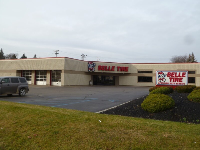 Express yağ değişim noktası Belle Tire, Michigan Eyaleti, foto