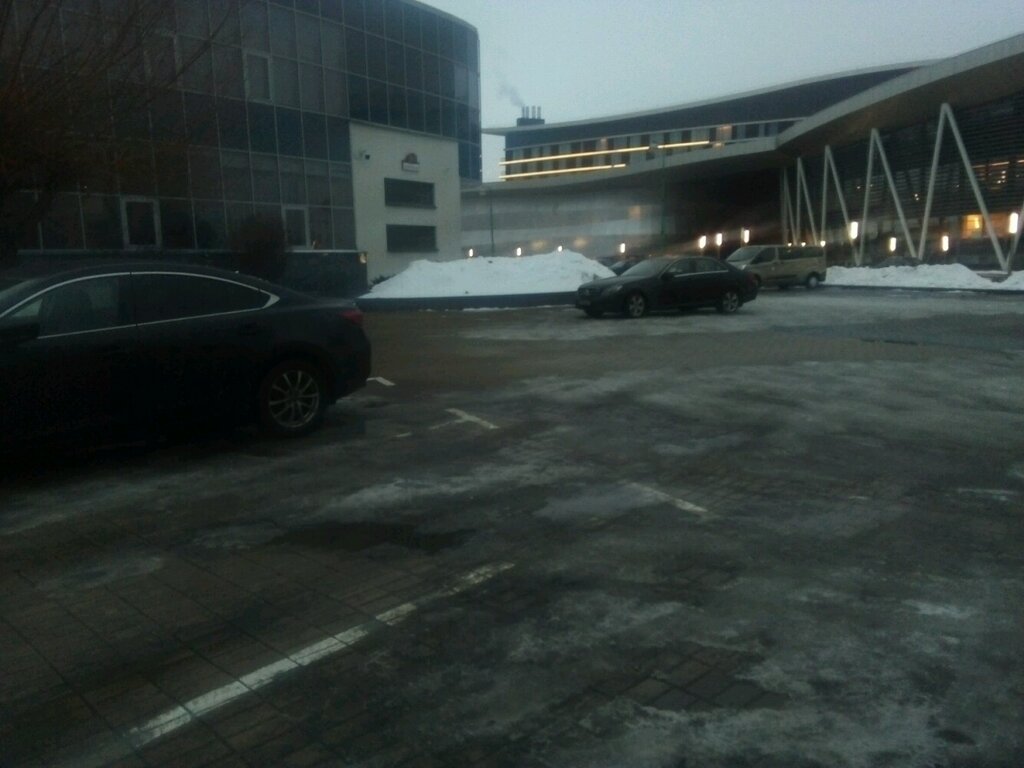 Otoparklar Parking lot, Minsk, foto