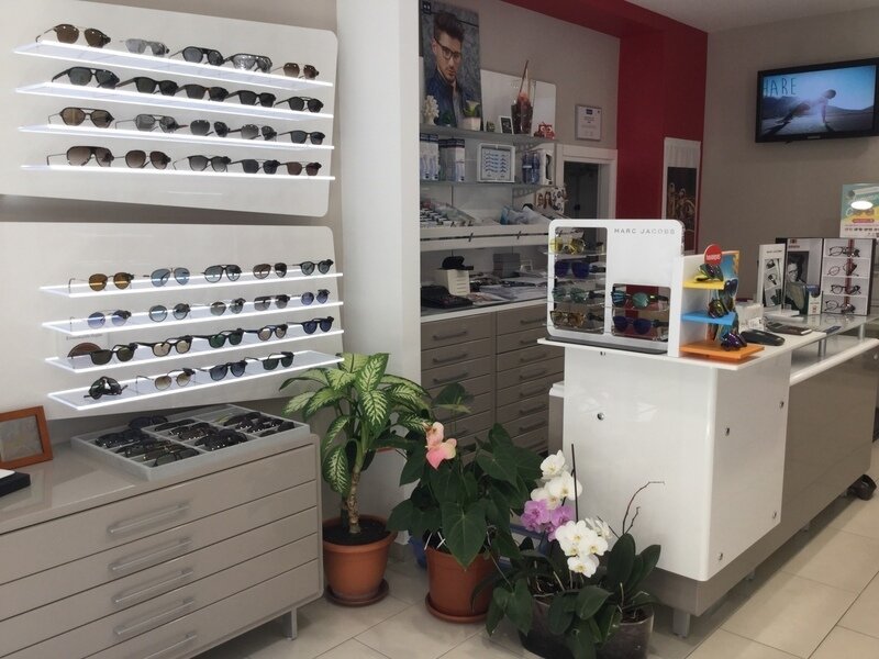 Optik cihazlar ve ekipmanlar New Optical, Sicilya, foto