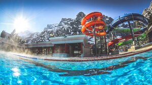 Leukerbad Therme (Valais, Leuk, Rathausstrasse, 32), su parkı  Valais'den