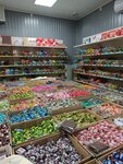 Конфетный Рай (улица Крымской Весны No:1, корп. 6, село Мирное), pasta, şekerleme ve tatlı  Kırım Cumhuriyeti'nden