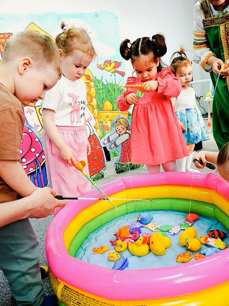 Çocuklar için kutlama organizasyonları Теремок, Orenburg, foto