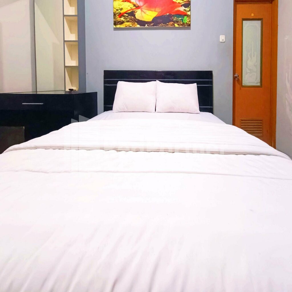 Otel Super Oyo 90193 D'waru Homestay Syariah, Surakarta, foto