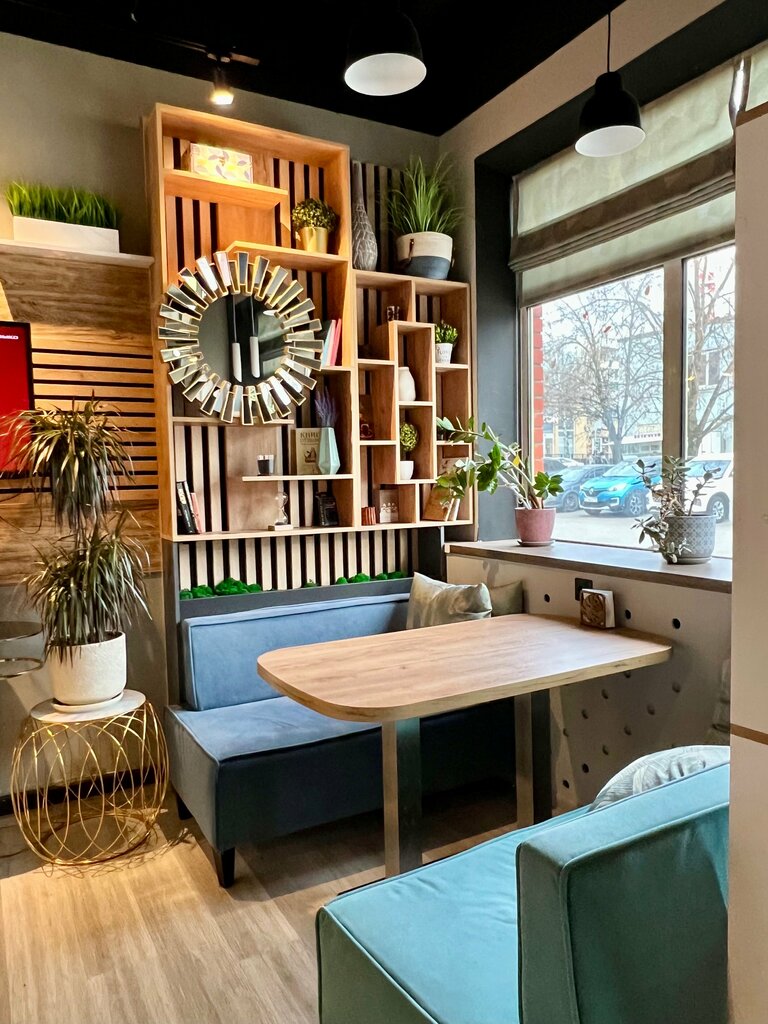 Kahve dükkanları Кофе Зовёт, Krasnoznamensk, foto