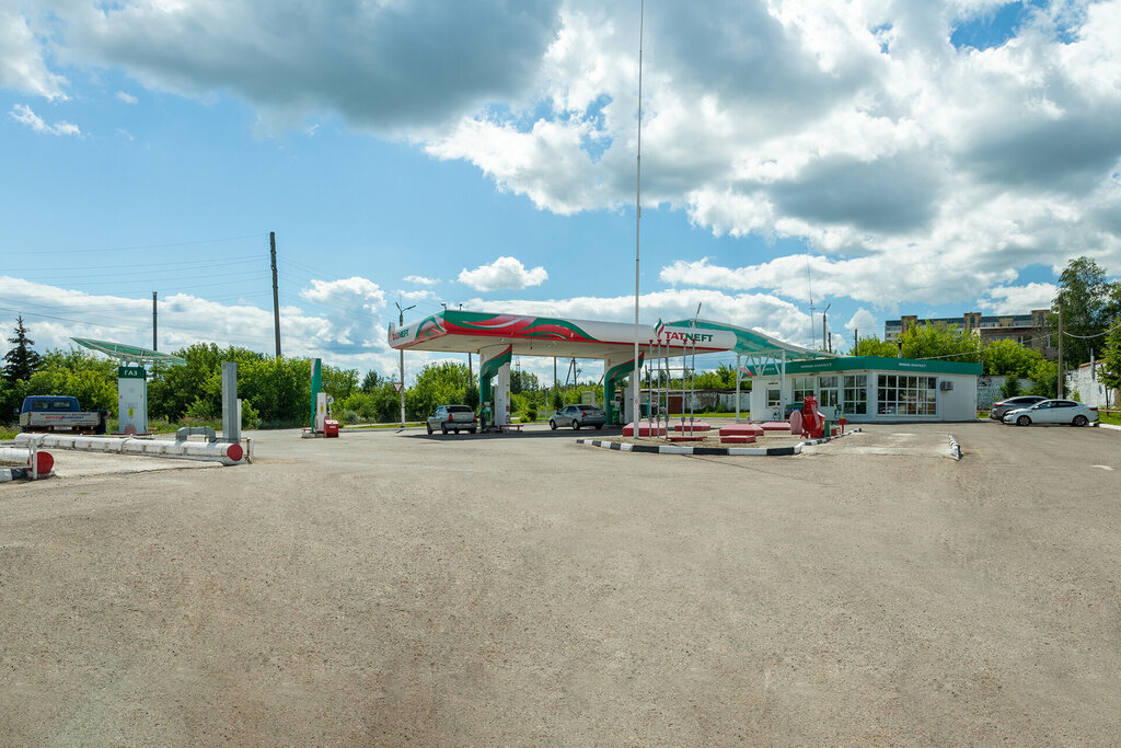Benzin istasyonu Tatneft, Bügülme, foto