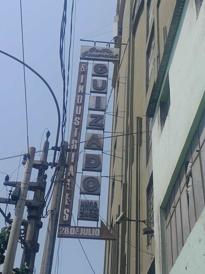 Giyim mağazası Guizado Hermanos, Lima, foto