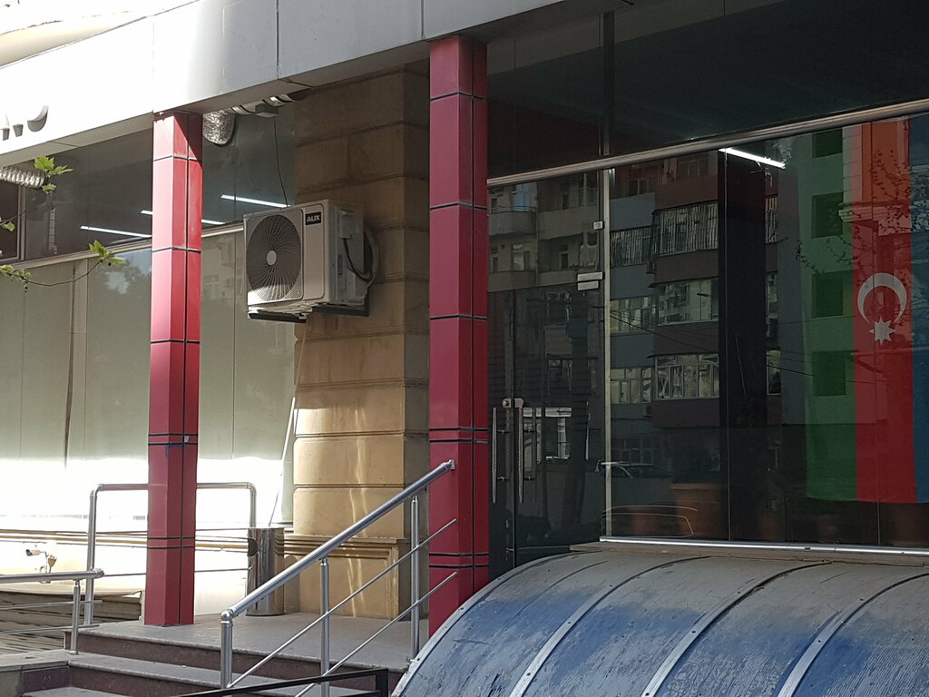 Sergi salonları, galeriler Sərgi Salonu, Bakü, foto