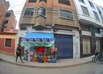 Wholesale Grocery Commerce (Department of Chuquisaca, Oropeza Province, Municipality of Sucre, Distrito D-2), market  Sucre'den