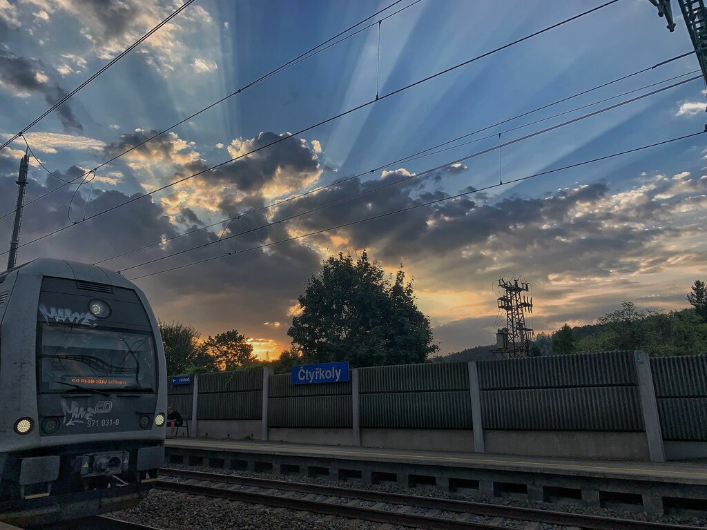 Tren istasyonu Čtyřkoly, Orta Bohemya Bölgesi, foto