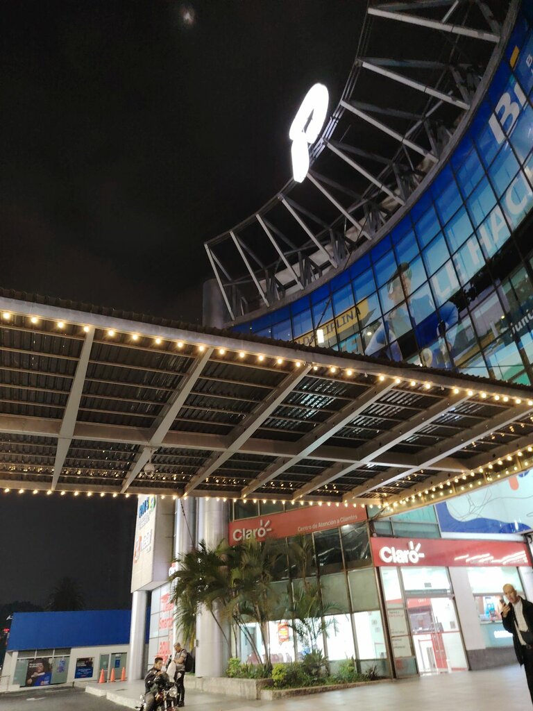 Alışveriş merkezleri Pacific Center Mall, Guatemala, foto