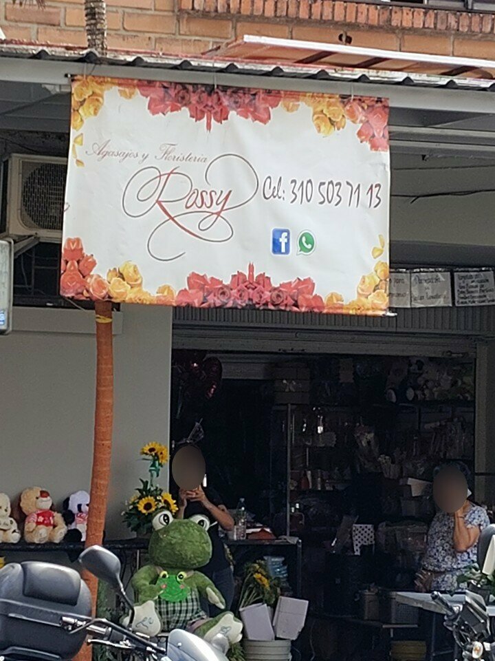 Hediyelik eşya mağazaları Rossy, Medellin, foto